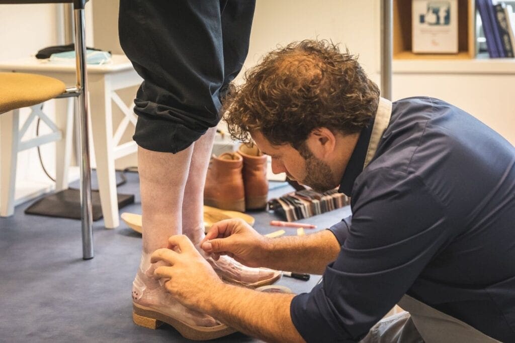 Moderne Orthopedische schoenen op maat | van Gils Footcare